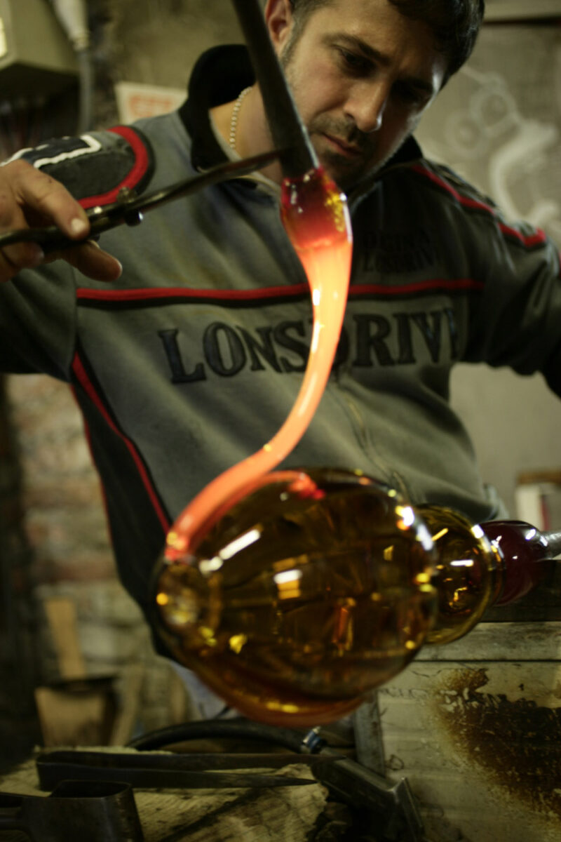 Crystal Production Factory - Nuovacev handcrafted crystal